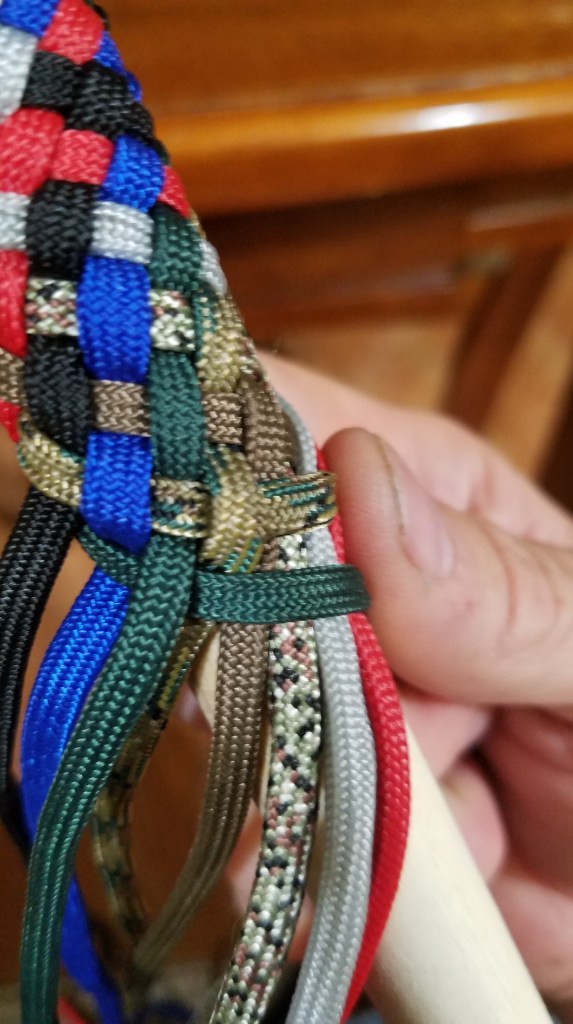 Transition: 16 Strand Diamond Plait to Herringbone Plait – Palo Duro Whips