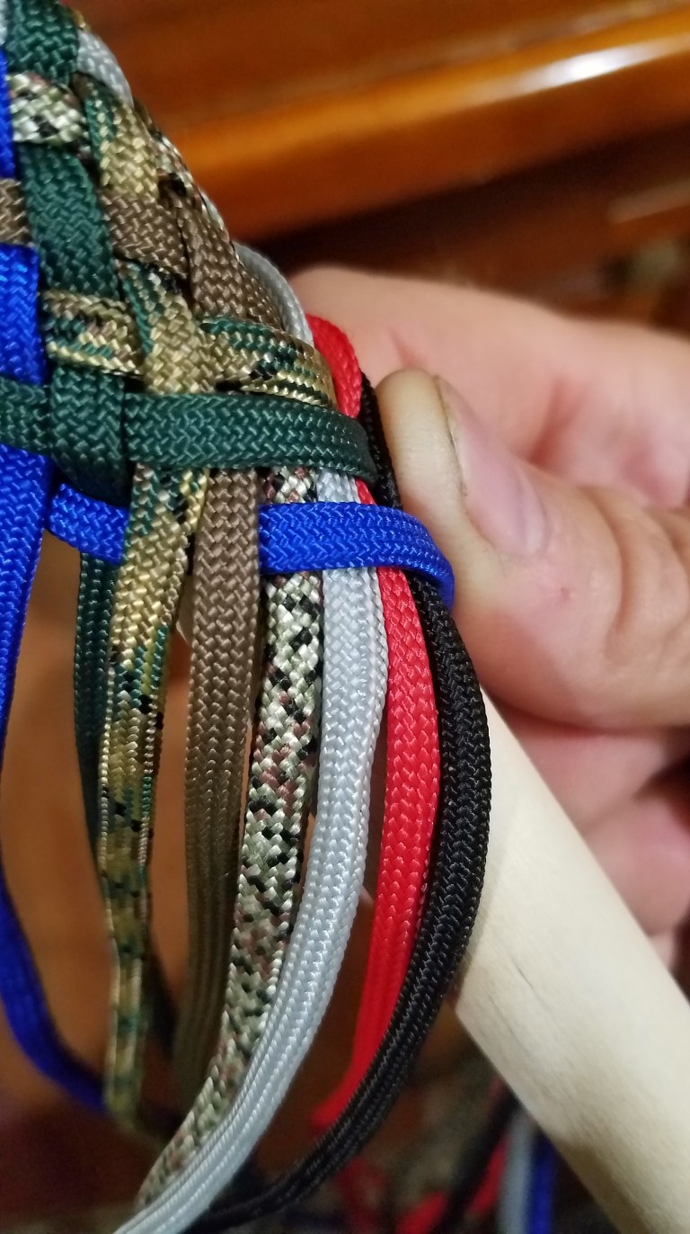 Transition: 16 Strand Diamond Plait to Herringbone Plait – Palo Duro Whips