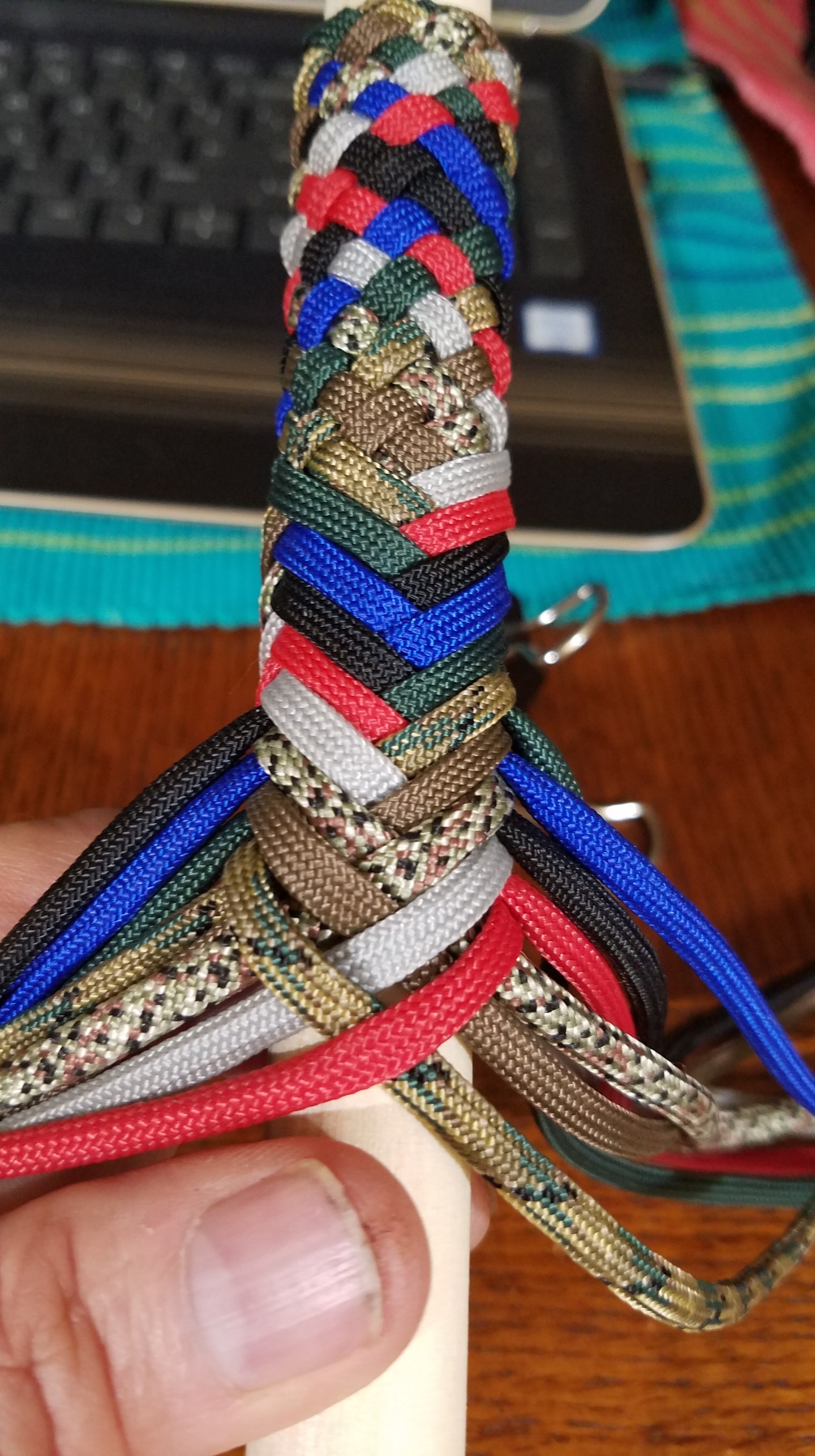 Transition: 16 Strand Diamond Plait to Herringbone Plait – Palo Duro Whips
